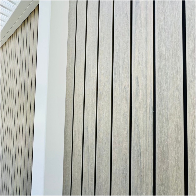 Composiet Gevelbekleding Breed Vergrijsd Eiken 24,5 x 290cm – Buitenpaneel