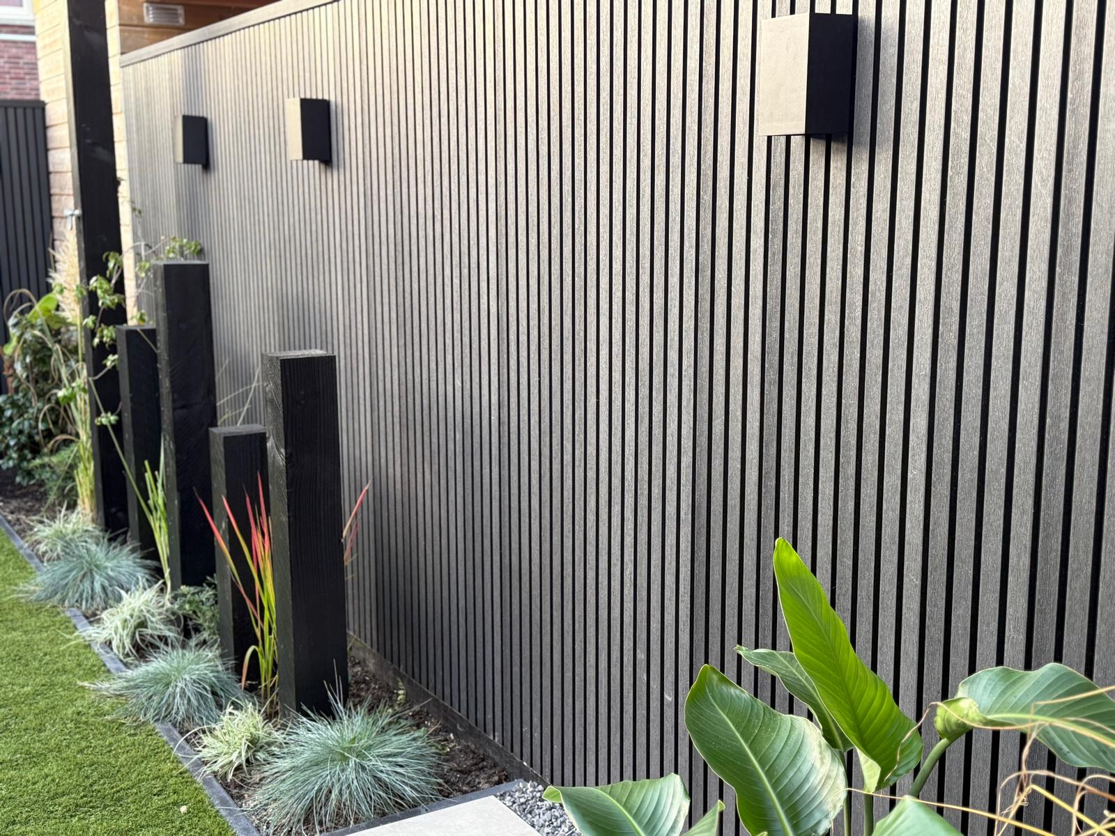 Composiet Gevelbekleding verticaal – Moderne Houtlook voor 2025 ...